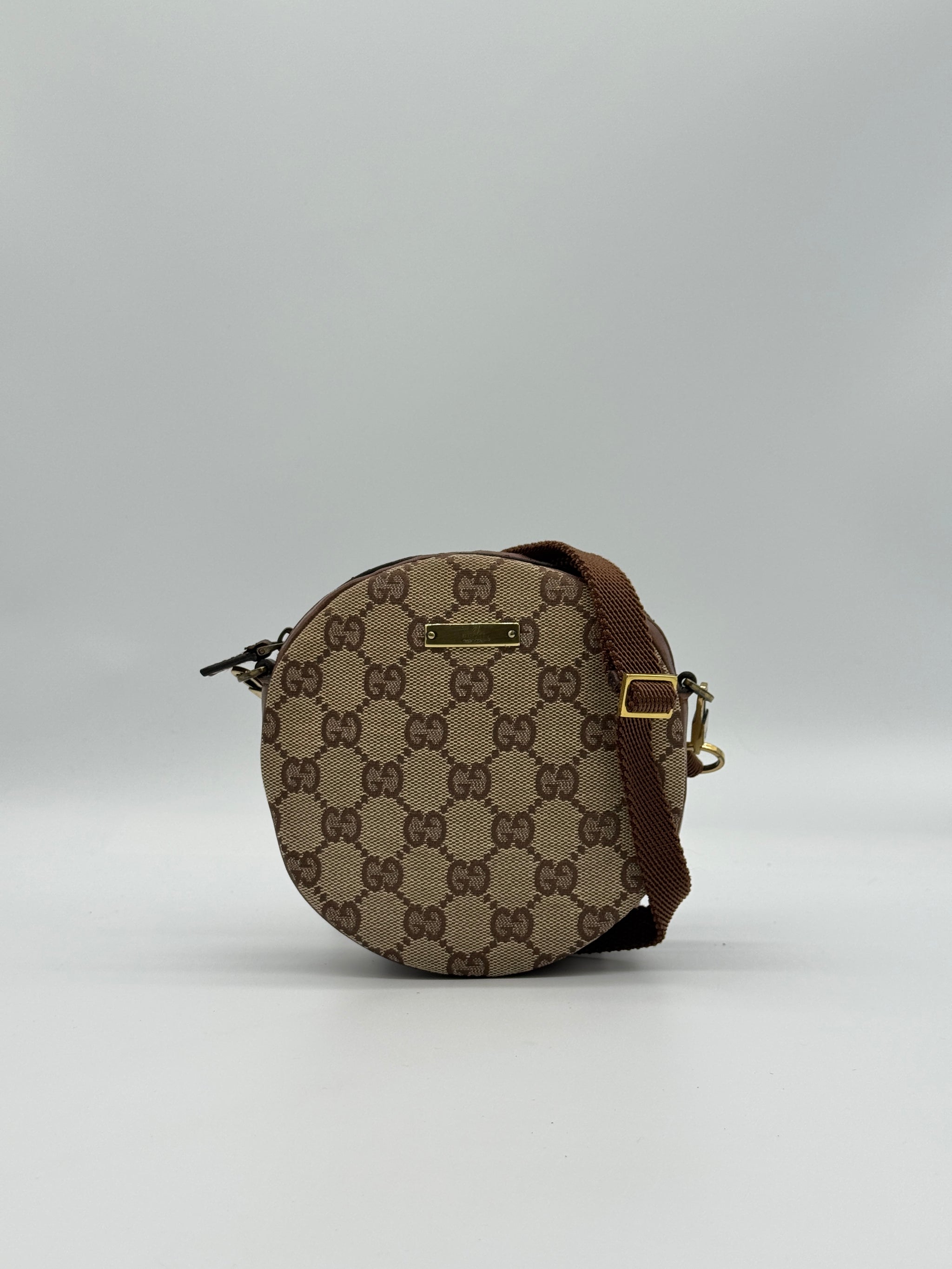 Pre-loved Gucci Round Canvas | Pepper Luxury Vintage